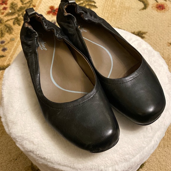 Earthies | Shoes | Earthies Tolo Womens Black Leather Shoes | Poshmark